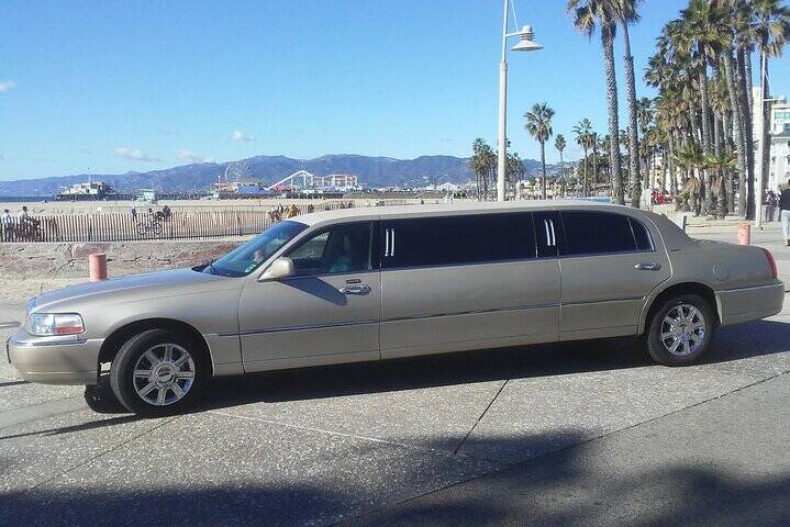 4-Hour Private Limo Tour in Los Angeles, Jun 28th 6:00pm, Beverly Hills ...