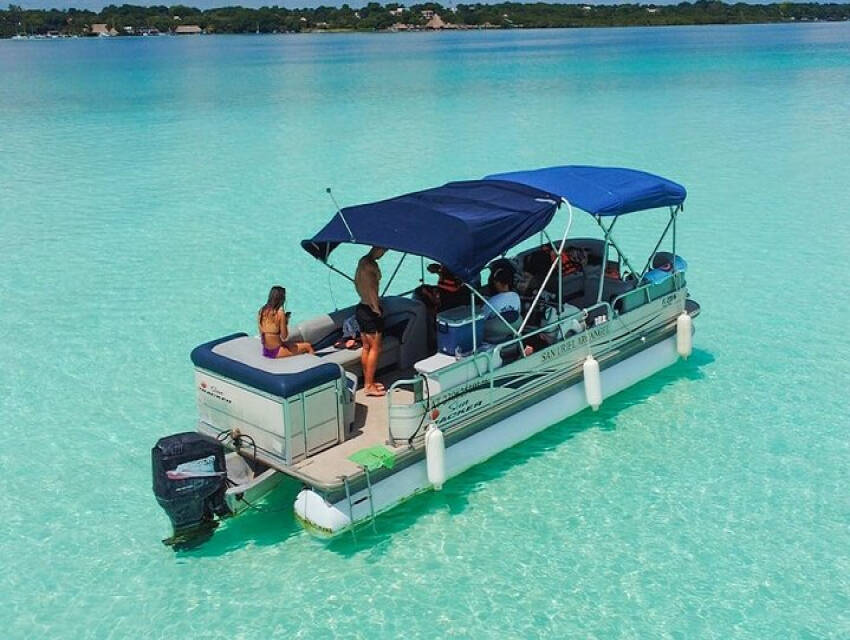 3 hr Pontoon Tour with access to Beach Club and Free Kayaks, Aug 2nd 6 ...