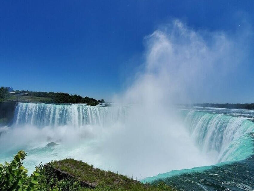 Niagara Falls Day Tour from Toronto with Winery and Niagara on the lake ...