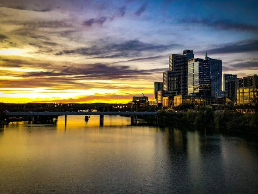 Austin Small Group Night Tour with Famous Austin Bat Boat Cruise, Aug ...