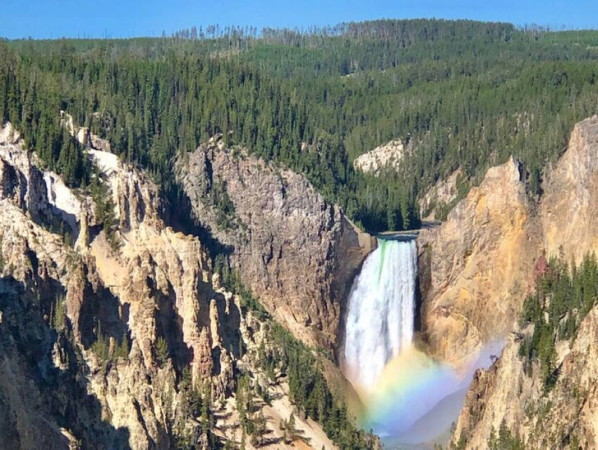 Private Yellowstone Tour: ICONIC Sites, Wildlife, Family Friendly Hikes ...